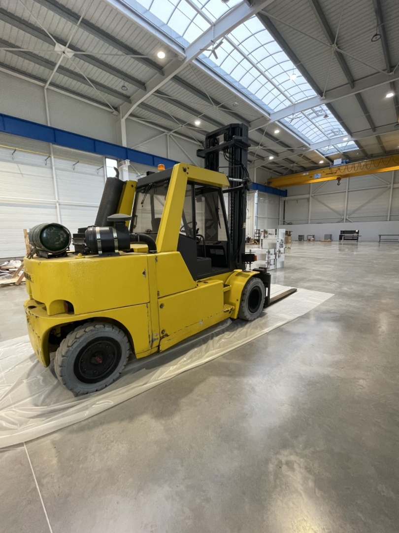 Chariot élévateur 10T arrivé chez Kraffter Machines-outils